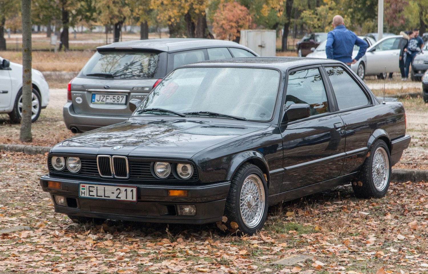 BMW 3 Series Sedan 2-door (E30, facelift 1987) 325i (170 Hp)